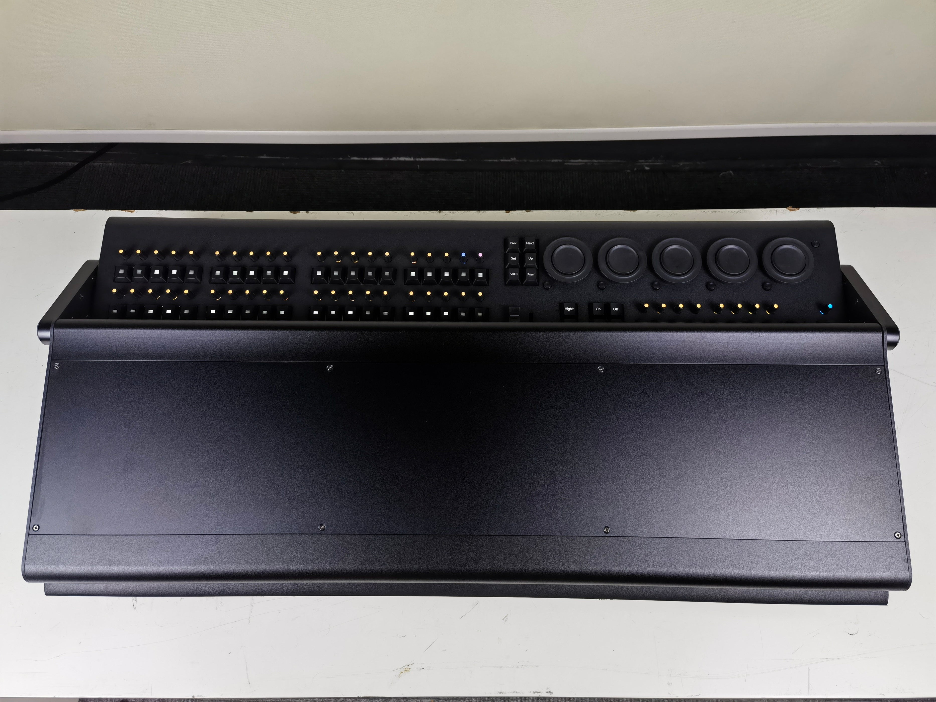 IMRELAX MA3 onPC XT TWO Professional Lighting Controller Dual 15.6" To ...